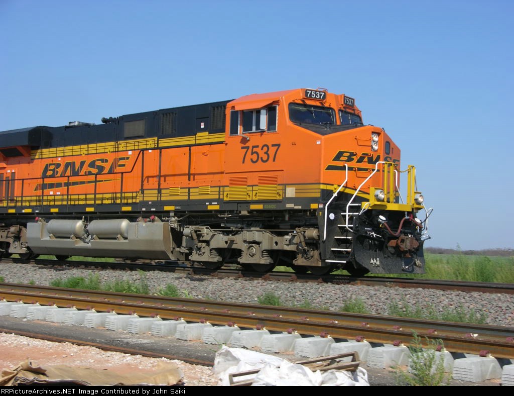 BNSF 7537
